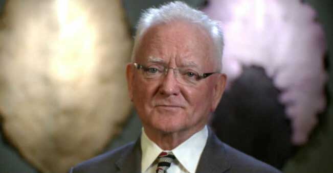 Kanada'nın önde gelen patolog ve viroloğu Dr. Roger Hodkinson'dan ...