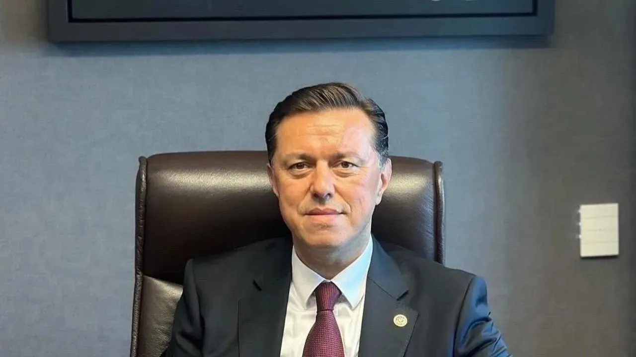 Nebi Hatipoğlu kimdir? - Habervakti, son dakika haber, haber, güncel ...