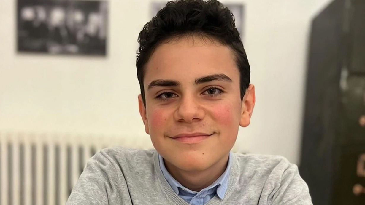 15 yaşındaki Büyükusta Ediz Gürel, dünya satranç sıralamasında ilk 100 ...